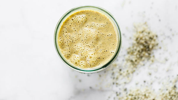 Ce beneficii obţii daca bei lapte de cânepă | ViataVerdeViu.ro